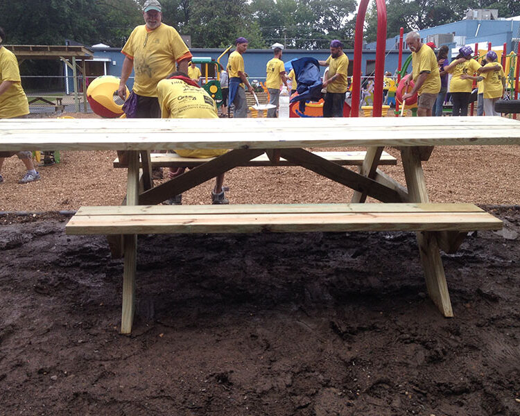 How to build an ADA picnic table - KABOOM!